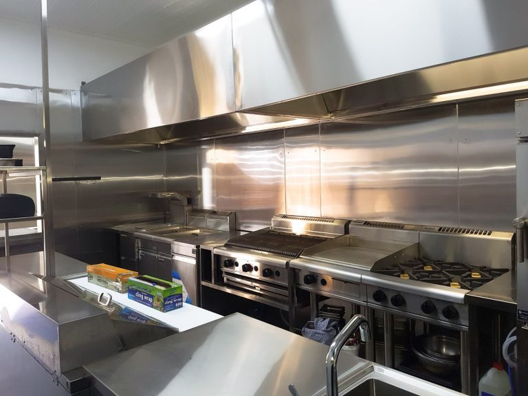 Custom Commercial Kitchen Design And Fitout Sydney - CKE